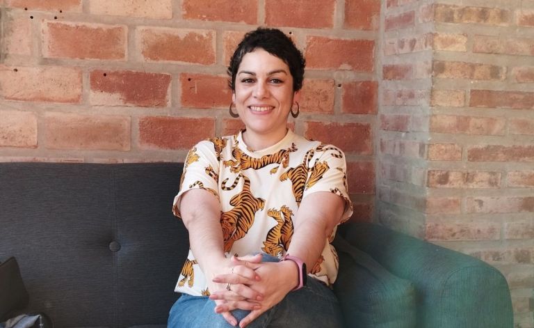 Dey Gómez, la joven que habla del cáncer de mama a través del dibujo y ...