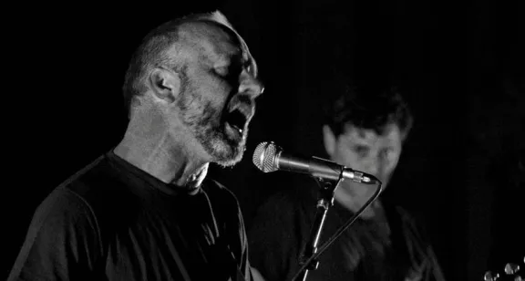 Recordamos a Sergio Saez, cantante, autor y compositor trenquelauquense ...